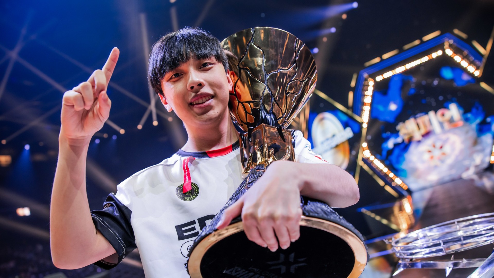 EDward Gaming parts ways with S1Mon after months on the bench ...