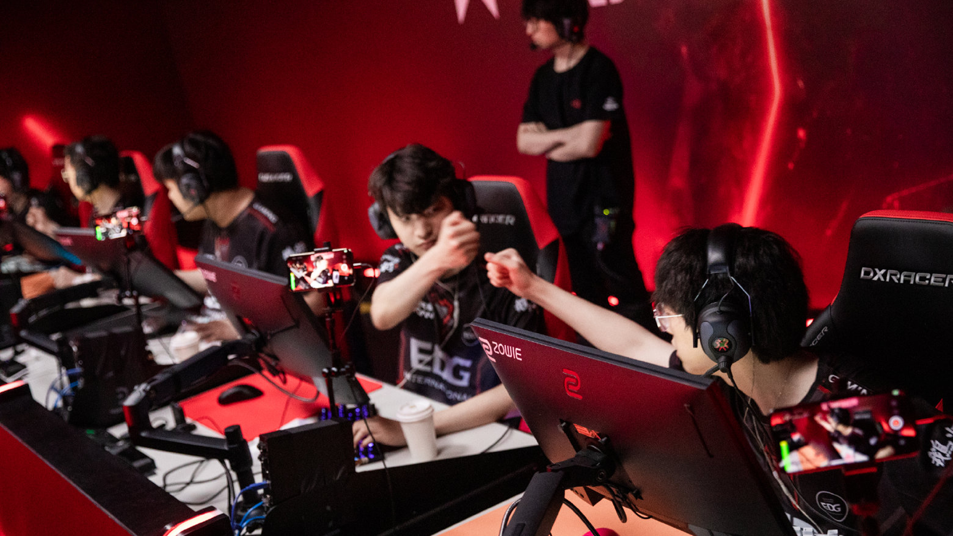First ever VCT VALORANT China trophy unveiled | VALORANT Esports News ...